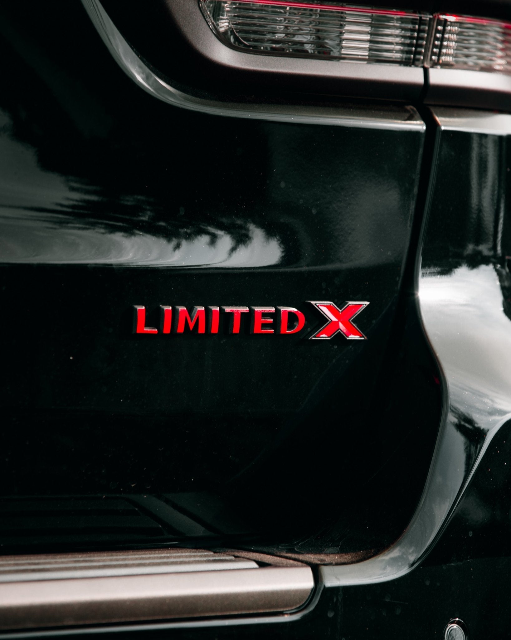 LIMITED X Custom Color Emblem Overlay Decal Sticker for Jeep Grand Cherokee Adventure Life USA
